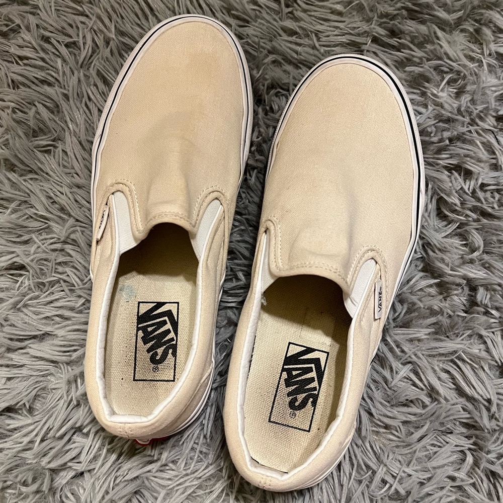 Cream Slip-On Vans - Gem